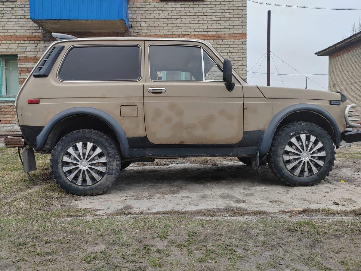 ВАЗ 4x4 2121 Нива 1988 в Юрге, цена и так ниже рынка. средняя цена на дроме 210000. машина сел ...